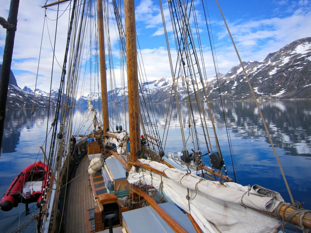 Cryospheric Sciences | High-tech science, old-school ship – Anne ...