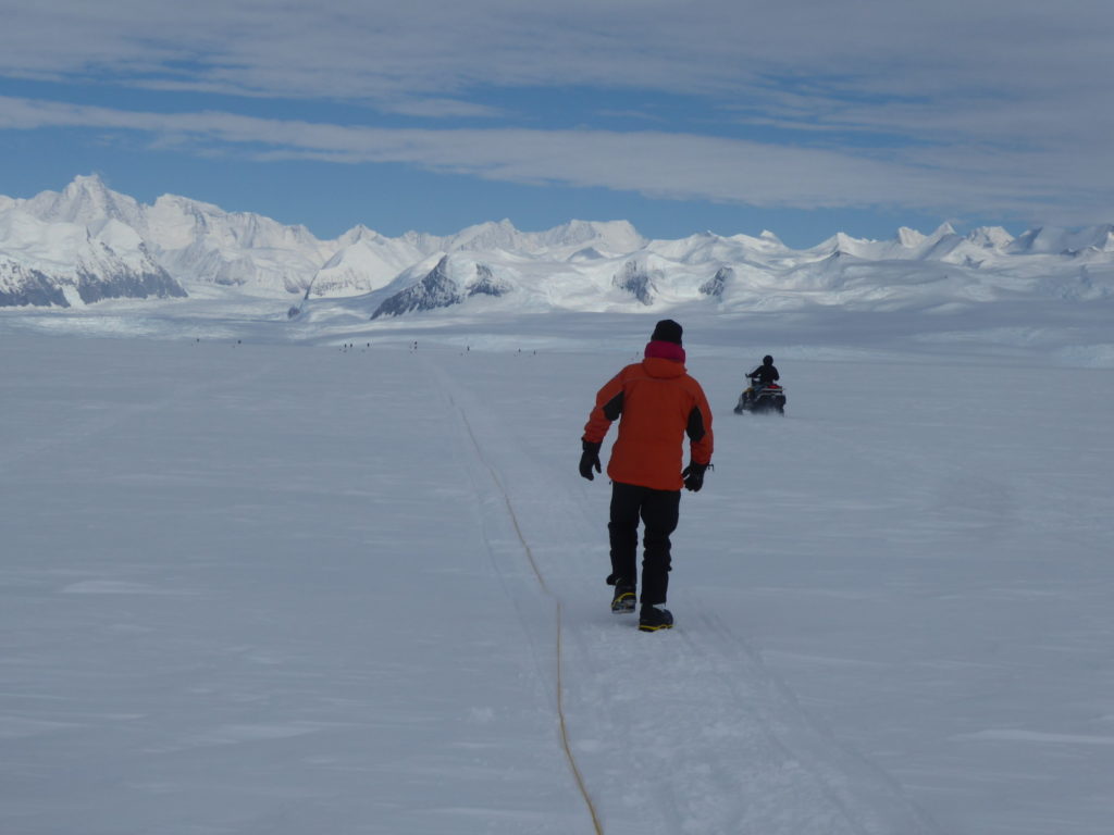 Cryospheric Sciences | Icequakes, the little brothers of earthquakes ...