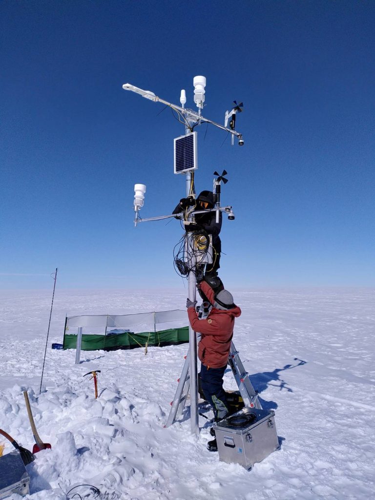 Cryospheric Sciences | Cryo Adventures – Installing a weather station ...