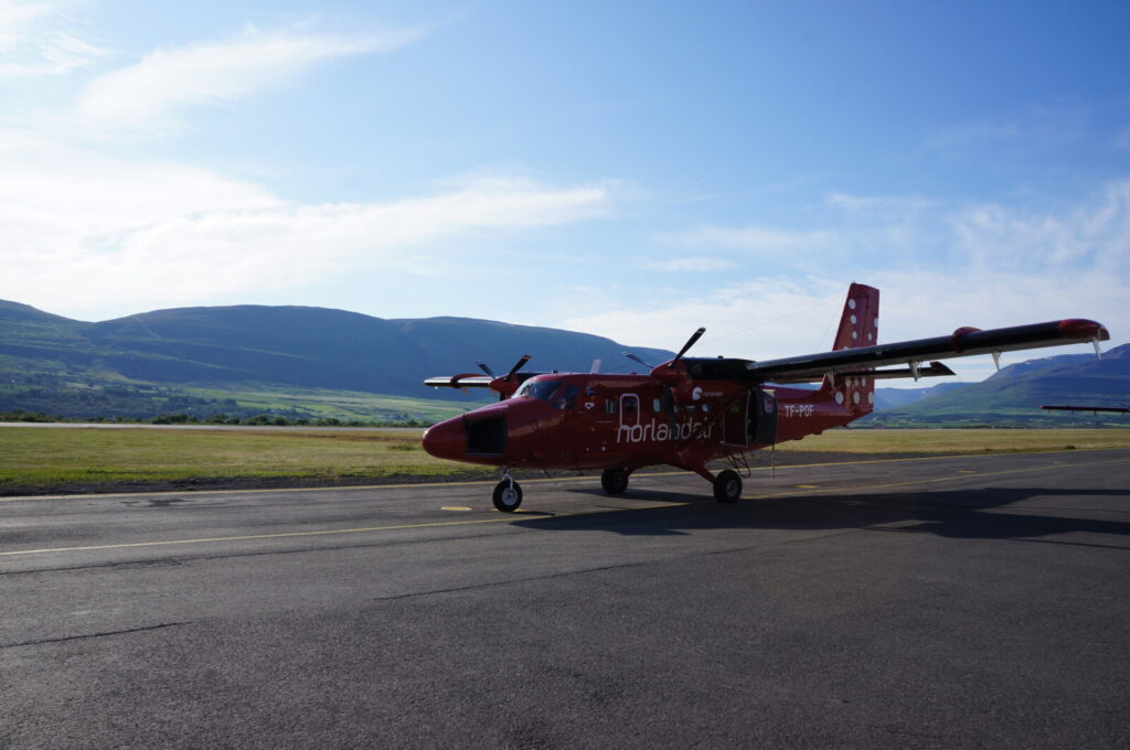 Geodesy | Geodesists on Tour: On a Campaign in the Arctic with a Giraf ...