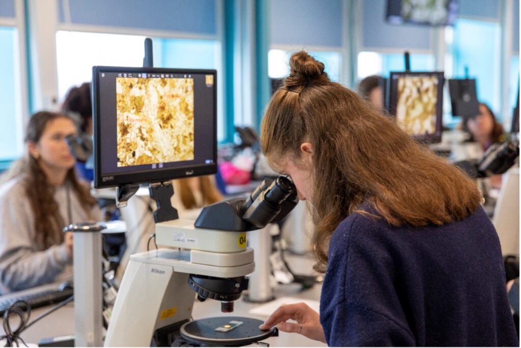 Geodynamics | Into the world of Girls into Geoscience: inspiring the ...