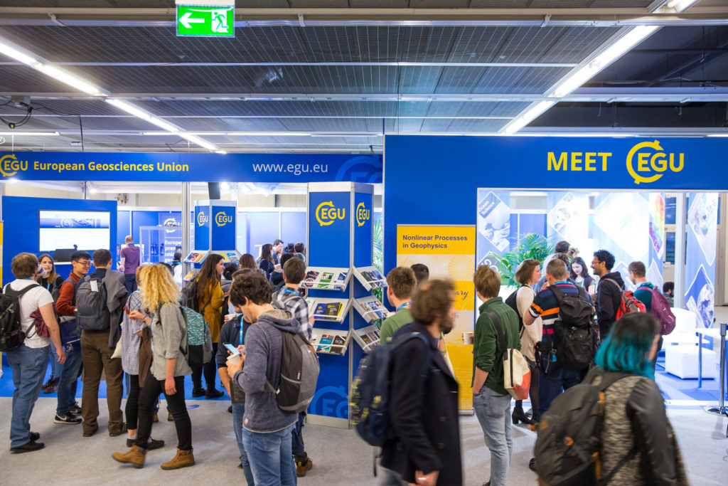 GeoLog | How to EGU22: Your guide to science for policy at #EGU22!