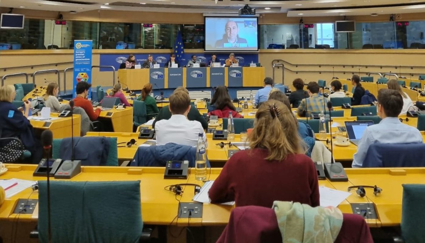 GeoLog | GeoPolicy: 5 ways for scientists to take the lead on evidence ...