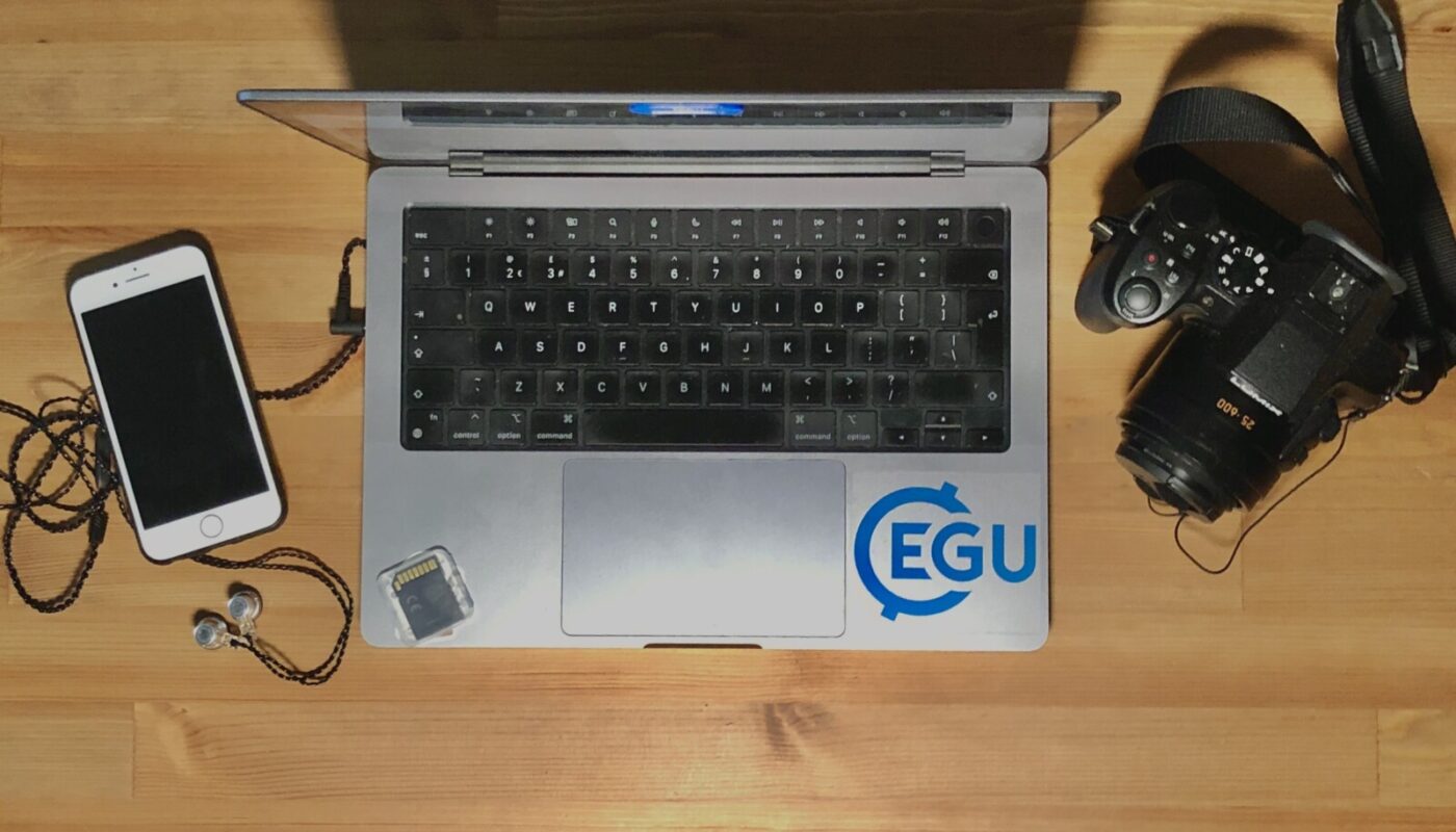 GeoLog | Lights, Camera, Abstract!: Your guide to creating a top-notch ...