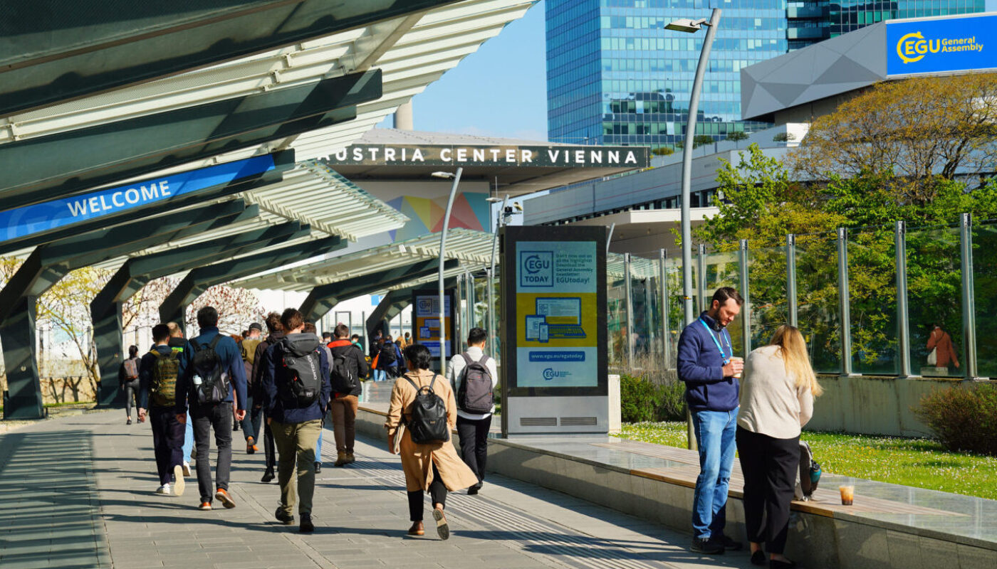 GeoLog | How to make the most of EGU25: from EGU Events Manager Jane Roussak