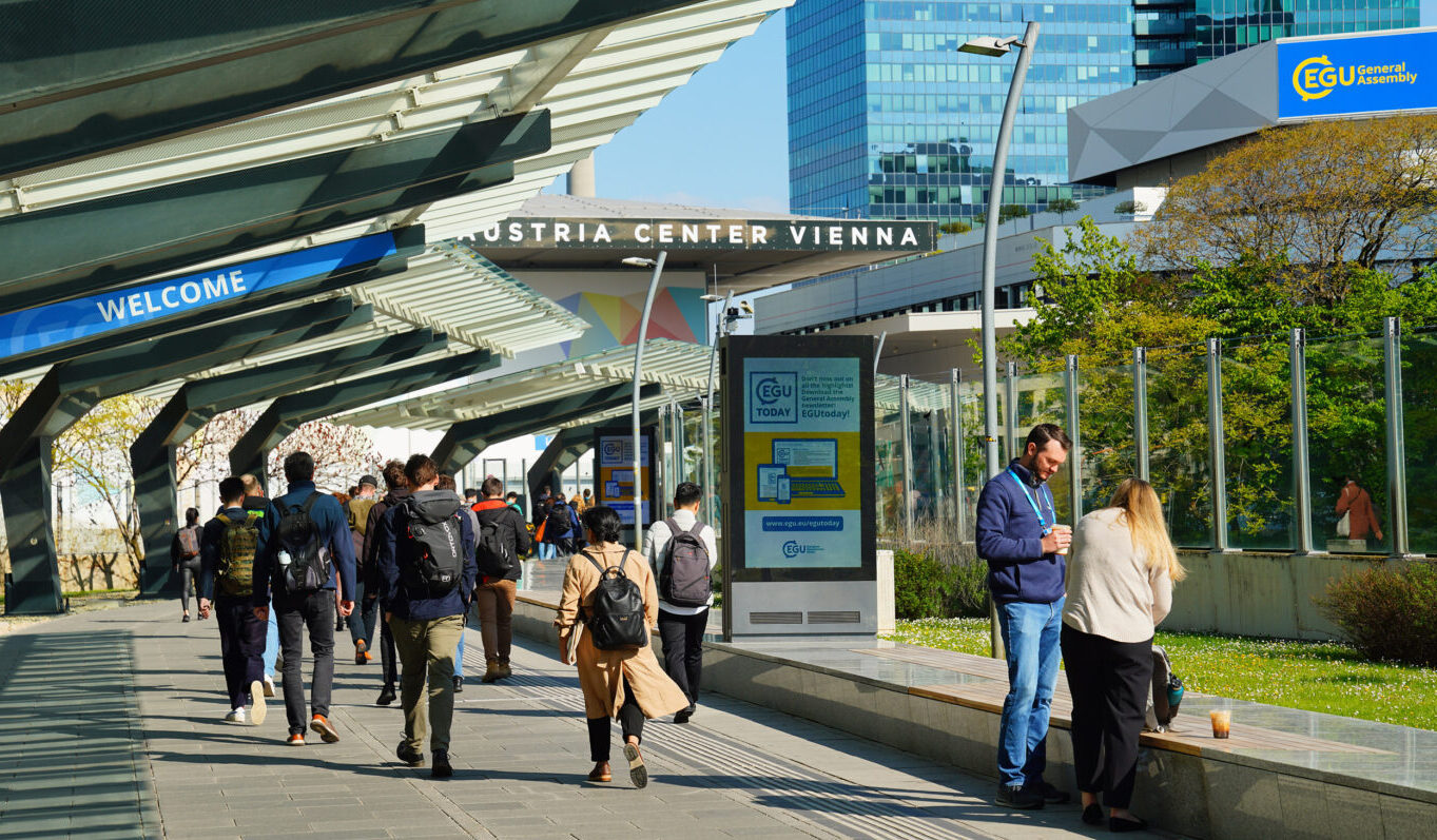 GeoLog | How to make the most of EGU25: from EGU Events Manager Jane ...