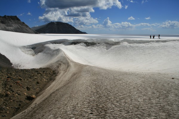 VolcanicDegassing | Volcanoes Under the Ice
